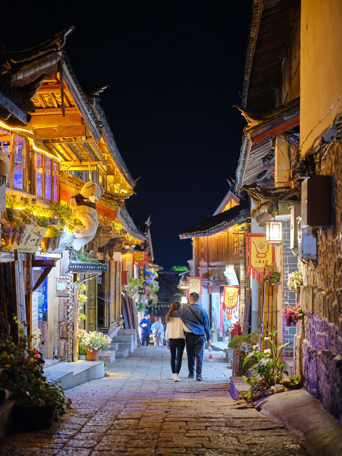 Dayan Ancient Town, Lijiang, Yunnan Province, China - fcracer.com